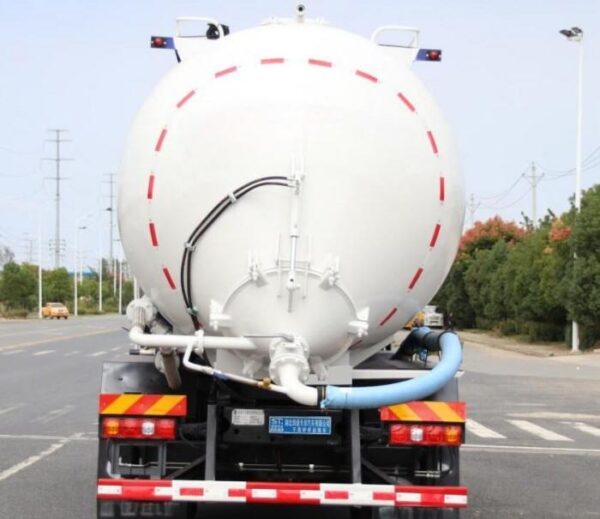 Powder Tank Trucks Bulk powder Tank Truck SHACMAN - manufacturer ...